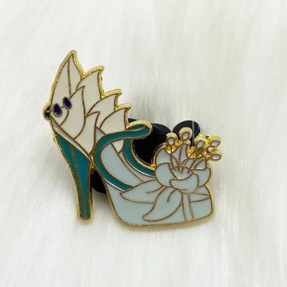 Disney | Jewelry | 525 Disney Princess The Frog Tiana High Heels Pin ...